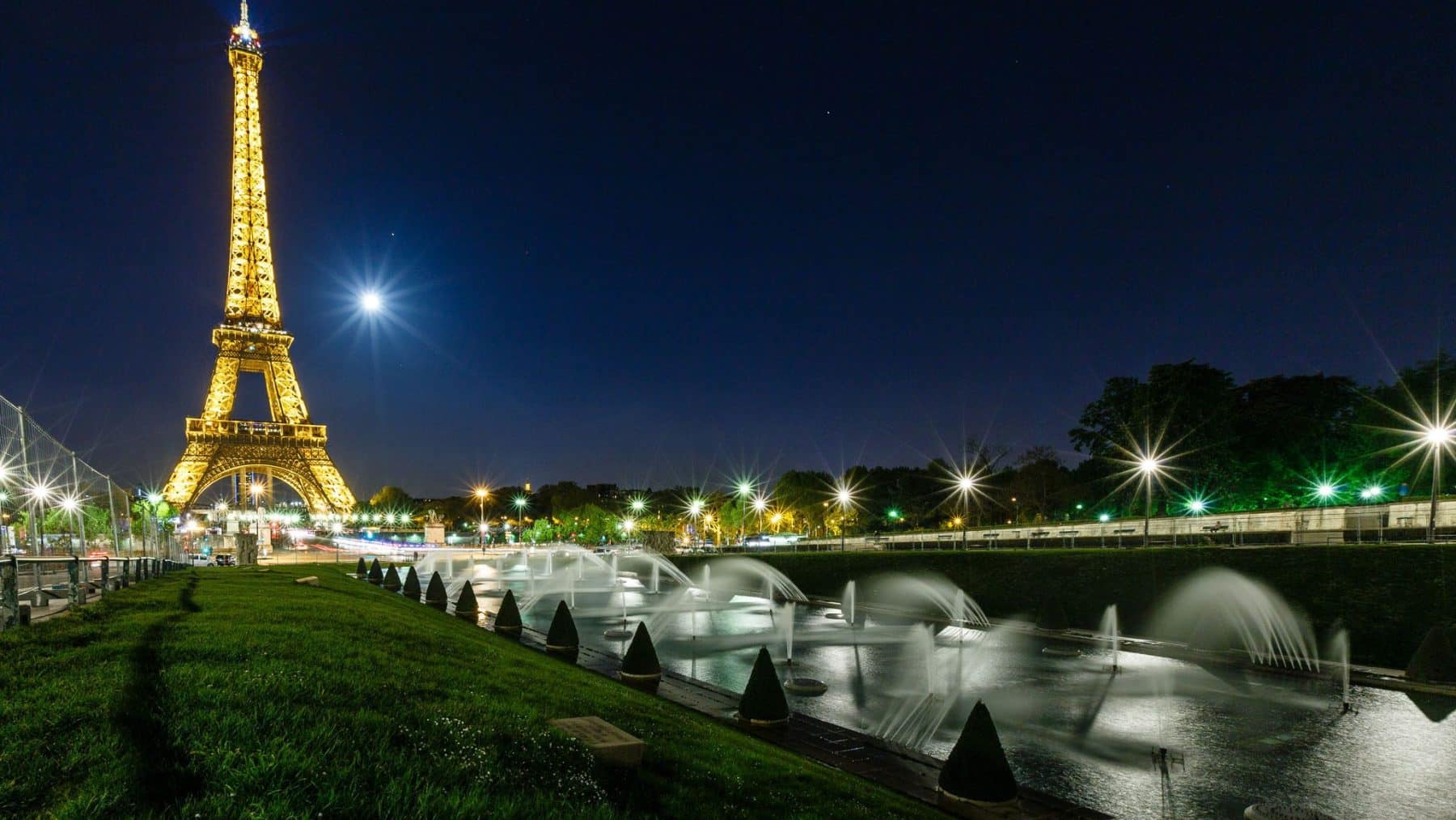 Paris Eiffel Tower Tickets | Book Tickets & Tours - 2025